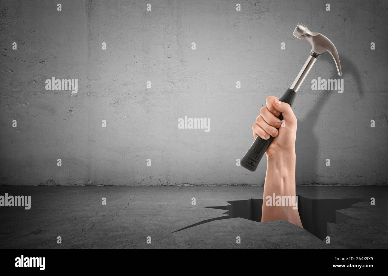 Hand hole hi-res stock photography and images - Alamy