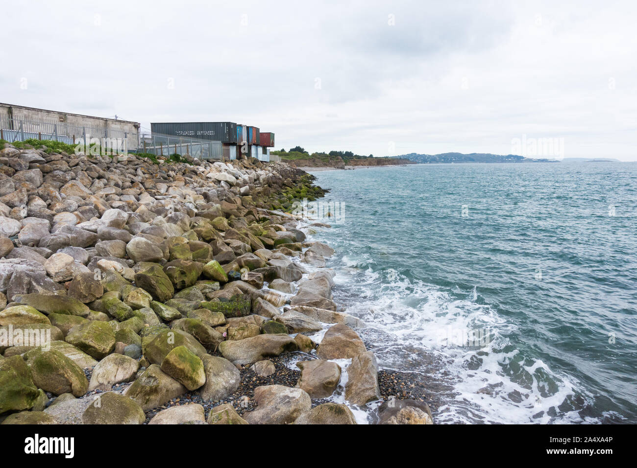 Natural stone breakwaters hi-res stock photography and images - Alamy