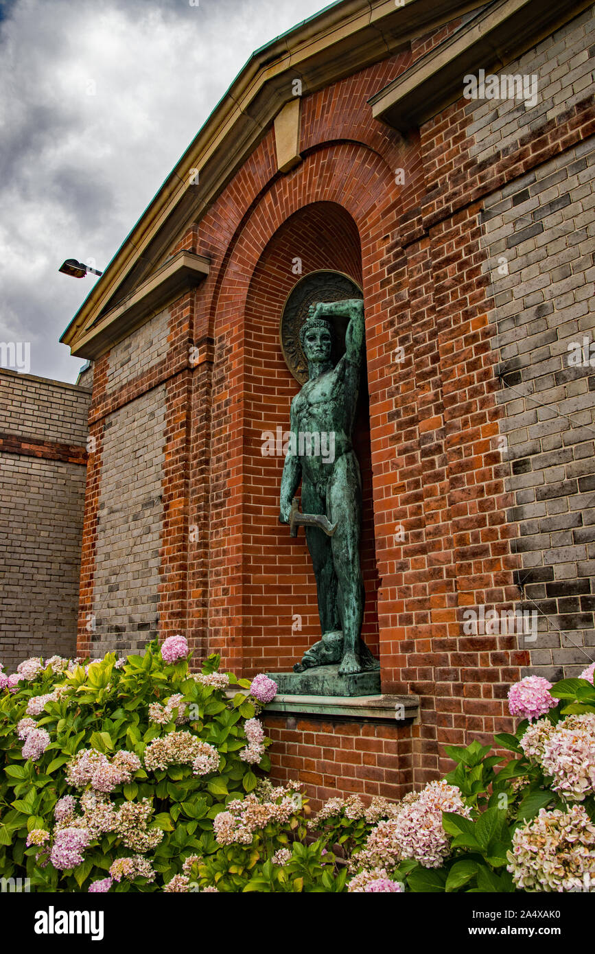 Eltham palace hi-res stock photography and images - Alamy