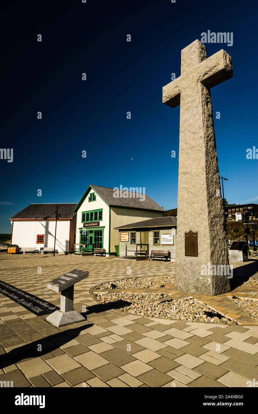 Cross of gaspé hi-res stock photography and images - Alamy