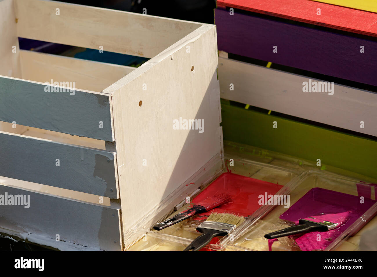 Garden painting soil hi-res stock photography and images - Alamy