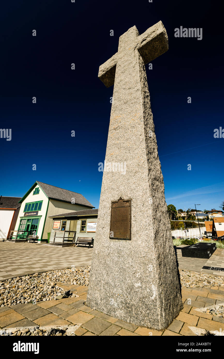 Cross of gaspé hi-res stock photography and images - Alamy