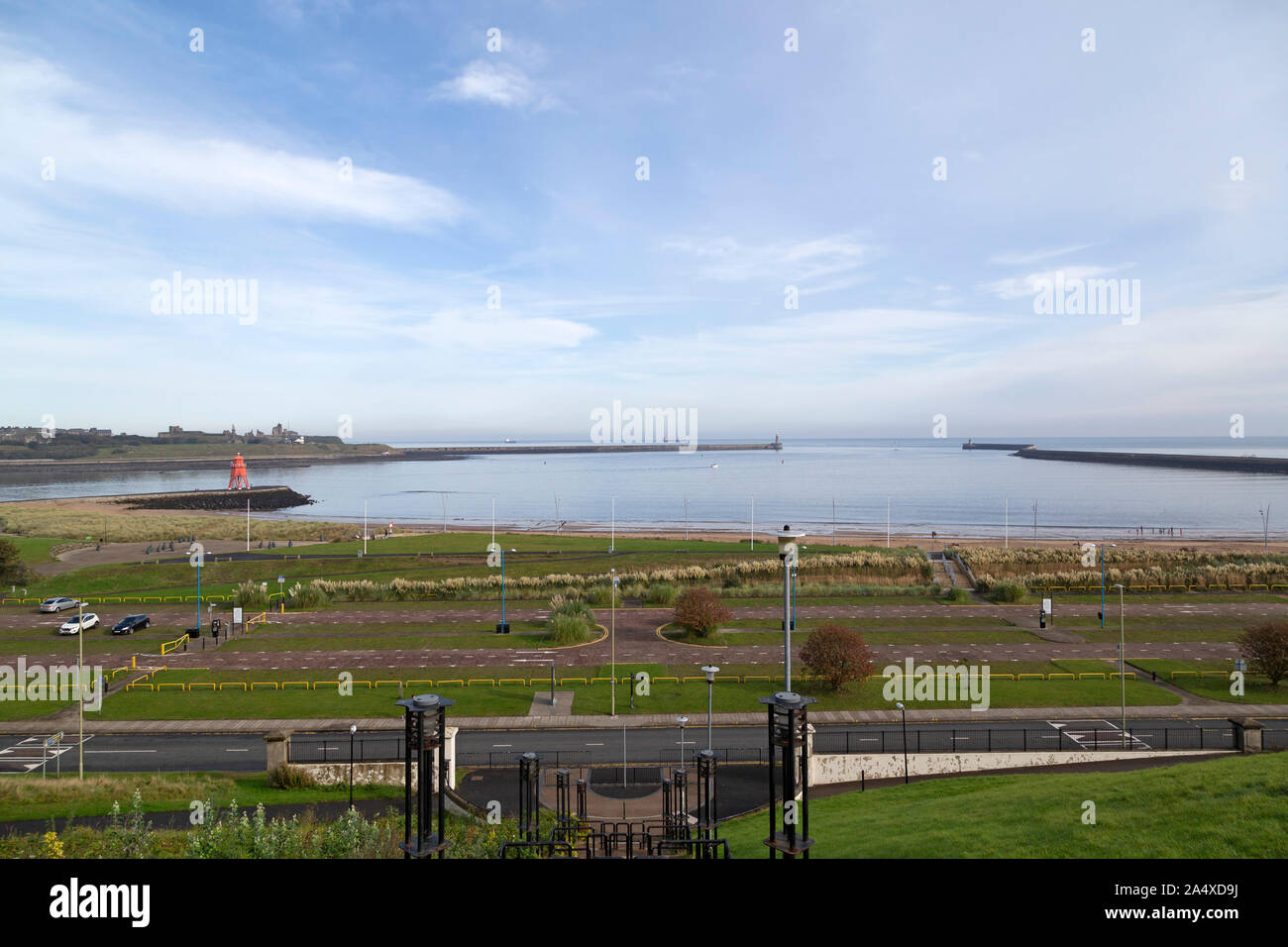 South shields coast hi-res stock photography and images - Alamy
