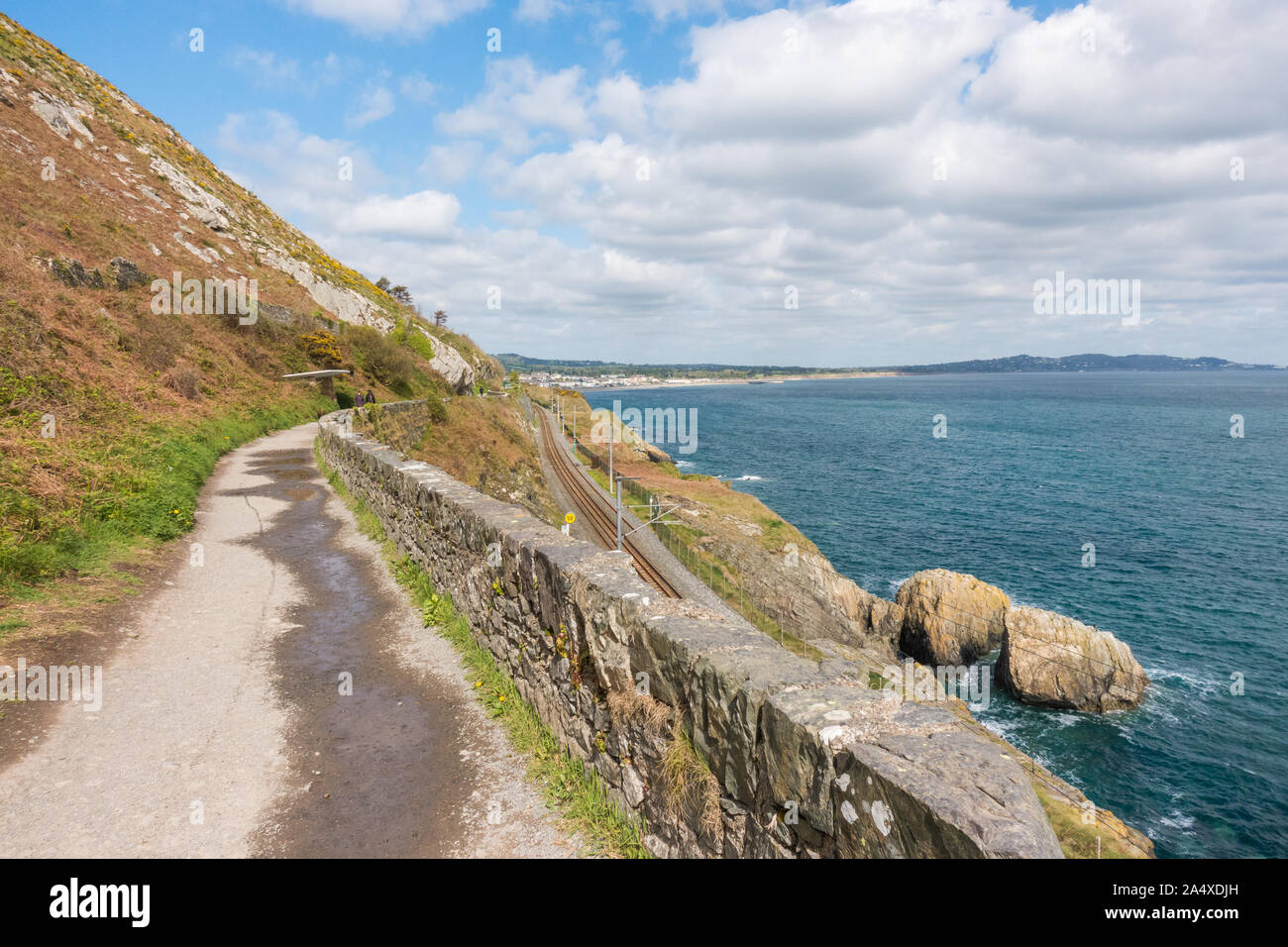 Bray stone beach hi-res stock photography and images - Alamy