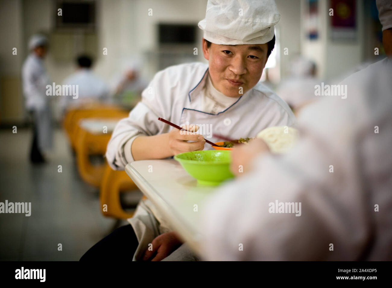 Man men male food hi-res stock photography and images - Alamy