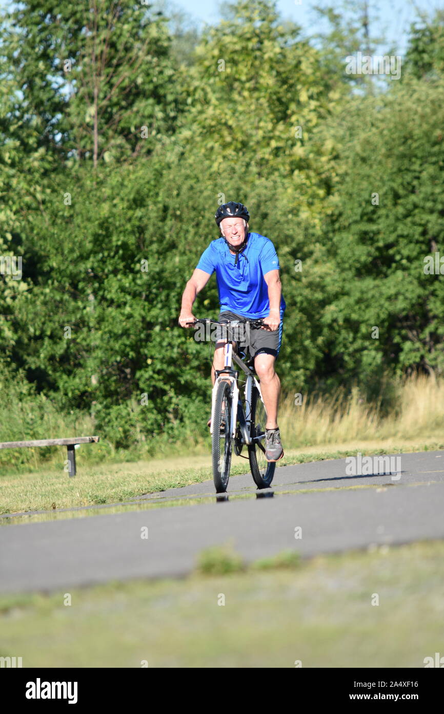 Wearing helmet hi-res stock photography and images - Alamy