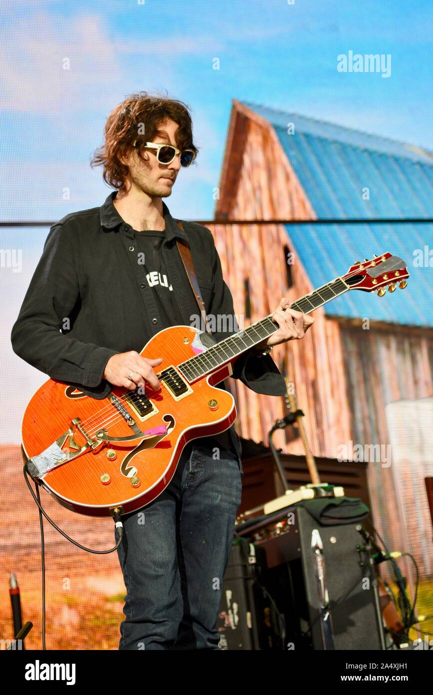 Micah Nelson, son of Willie Nelson, as Particle Kid, performing indie ...