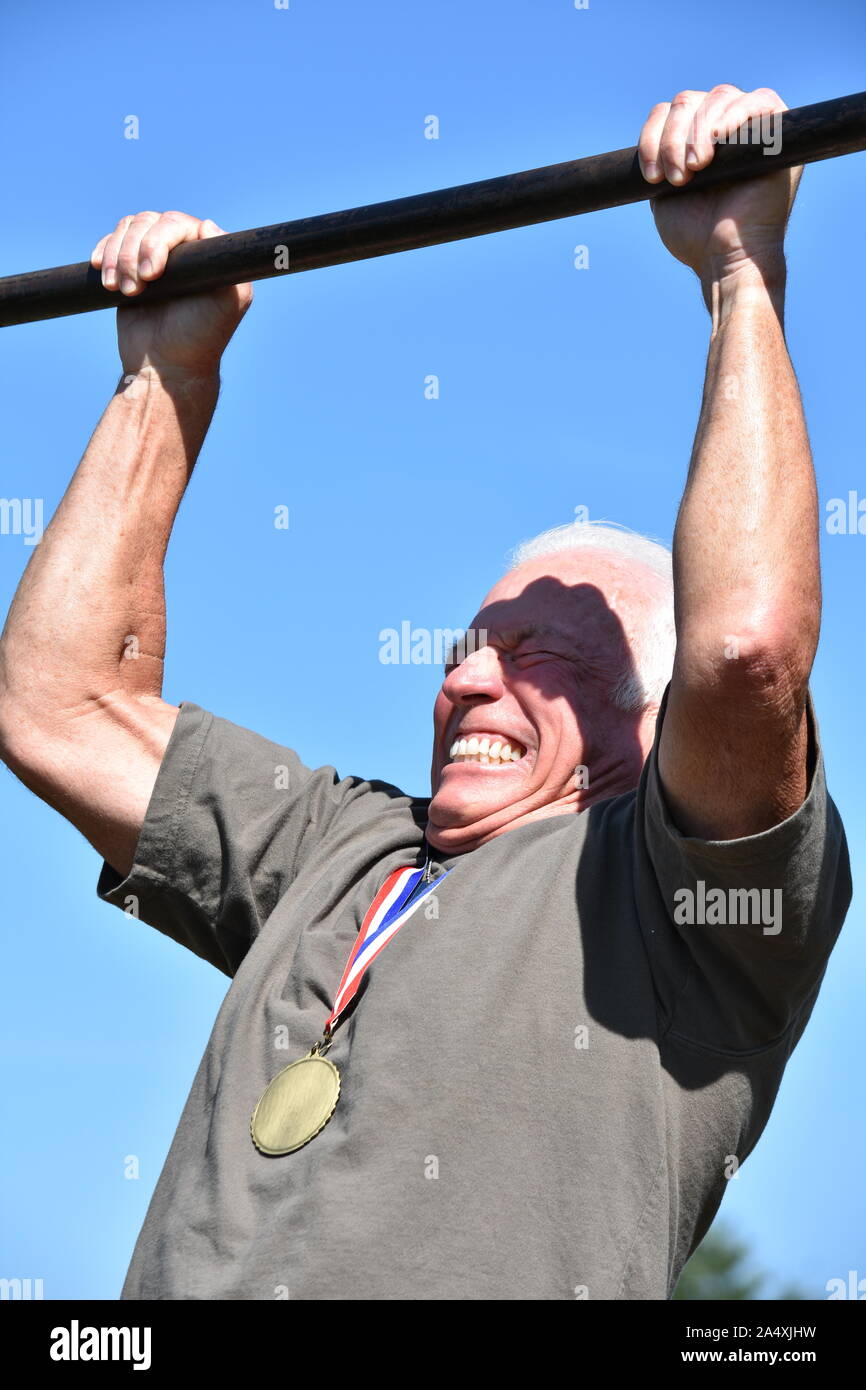 Senior enlisted soldier hi-res stock photography and images - Alamy