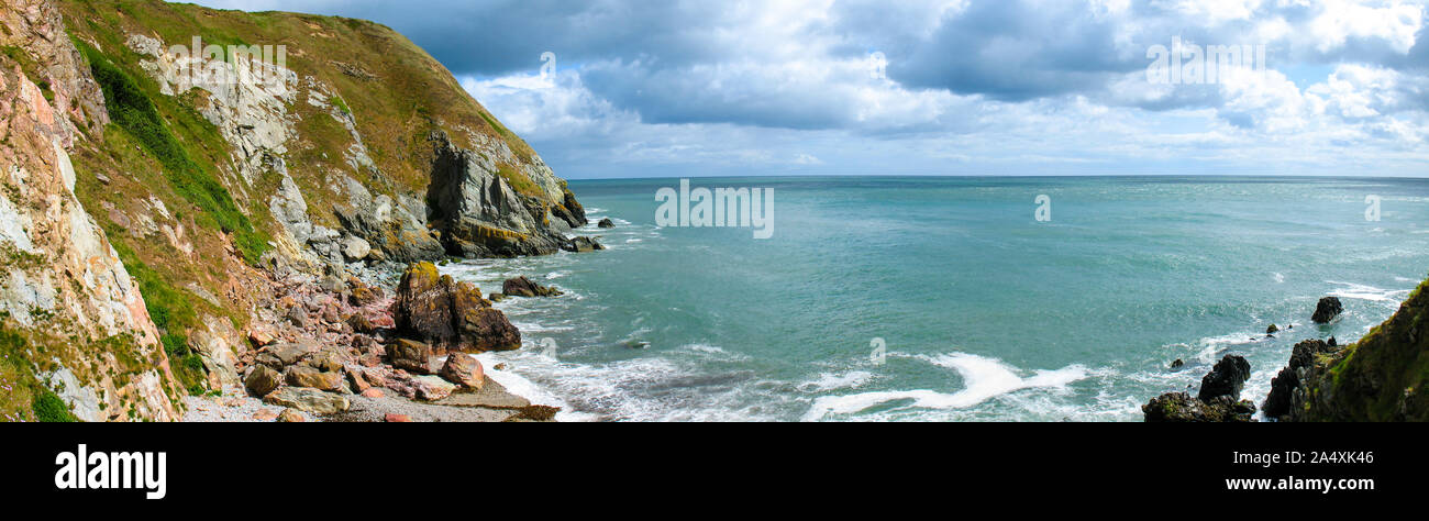Beautiful panoramic scenery of Howth Head cliffs and bay, county Dublin ...