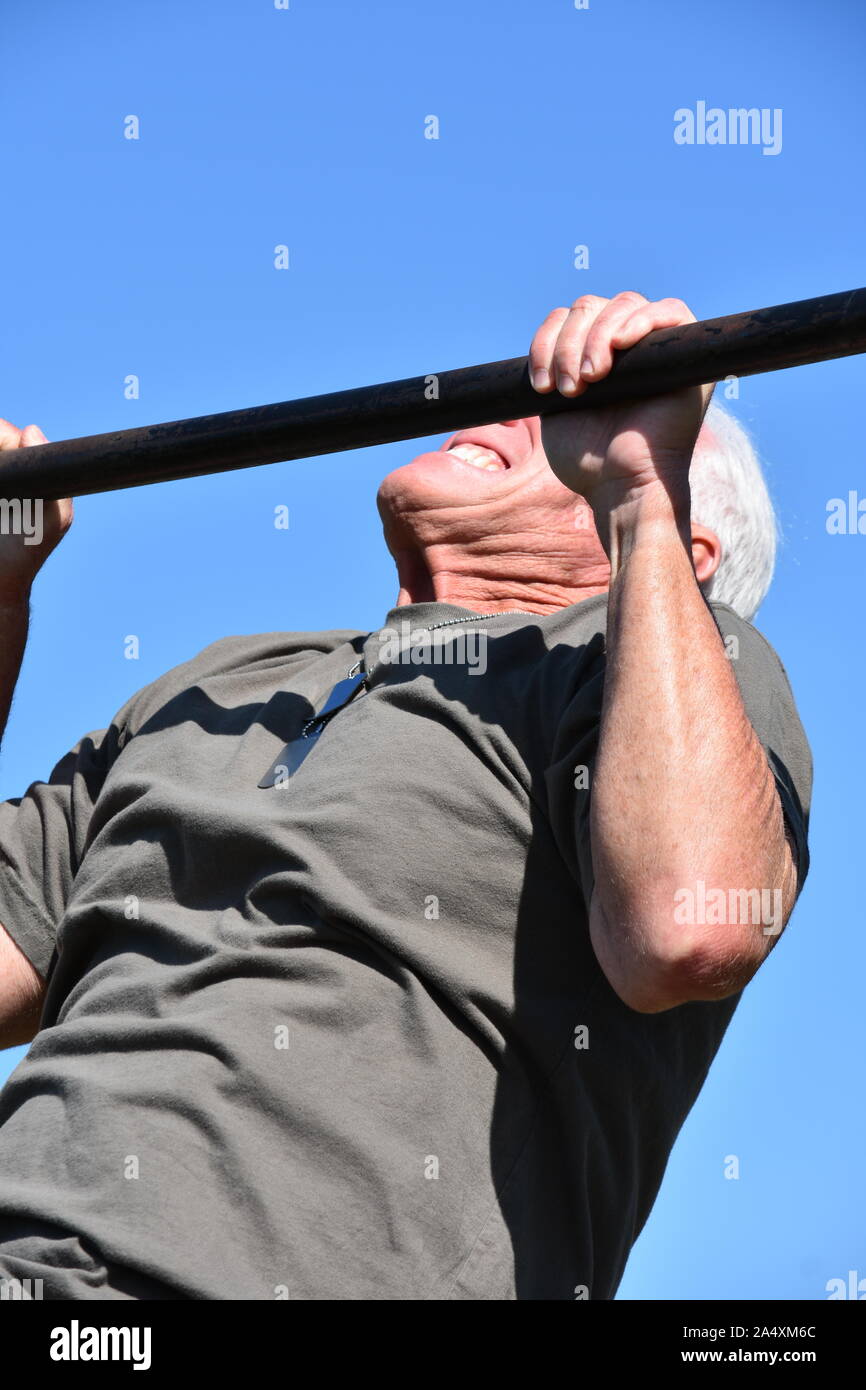 Physique military hi-res stock photography and images - Alamy