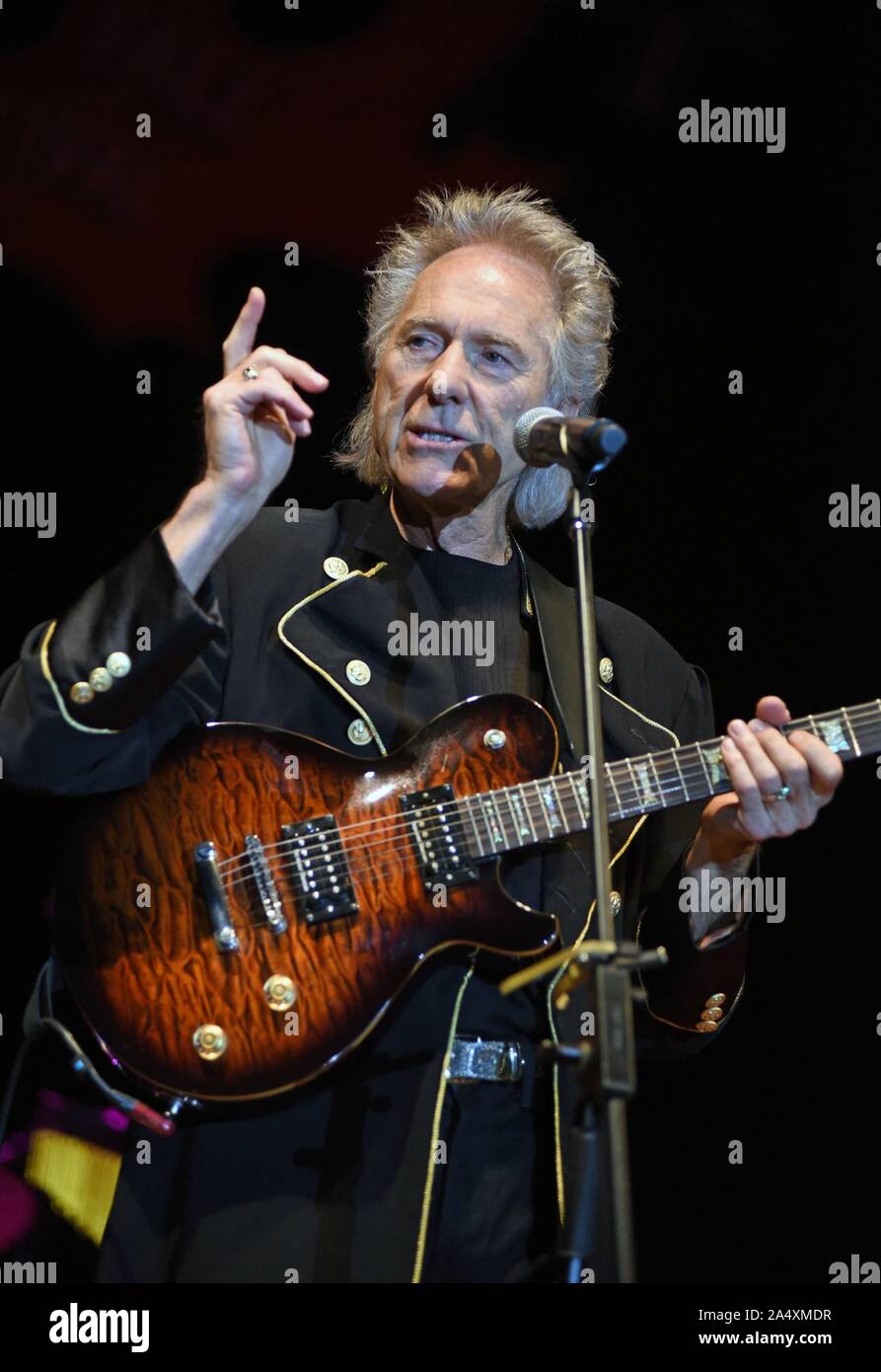 Hiawassee, GA, USA. 16th Oct, 2019. Gary Puckett on stage for Gary ...