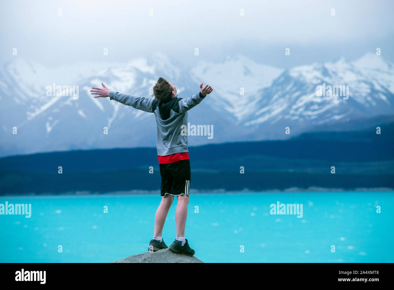 Child standing on snowy hi-res stock photography and images - Alamy