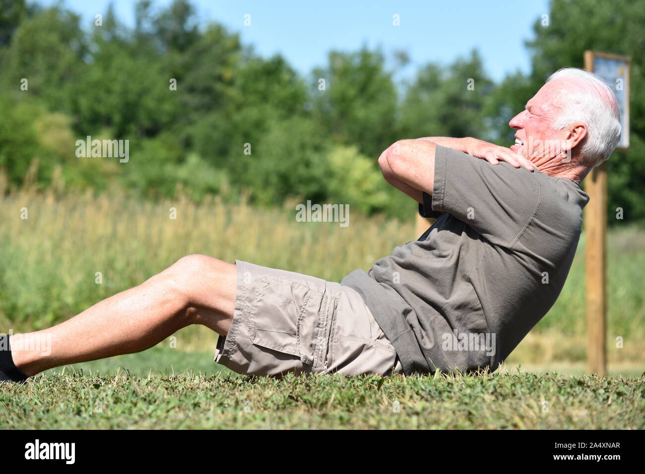 Army workout hi-res stock photography and images - Alamy