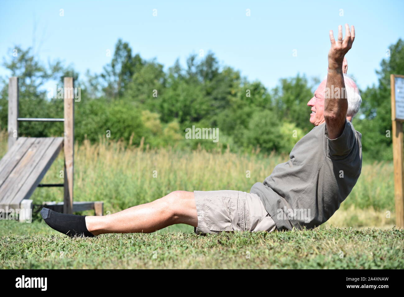 Senior enlisted soldier hi-res stock photography and images - Alamy