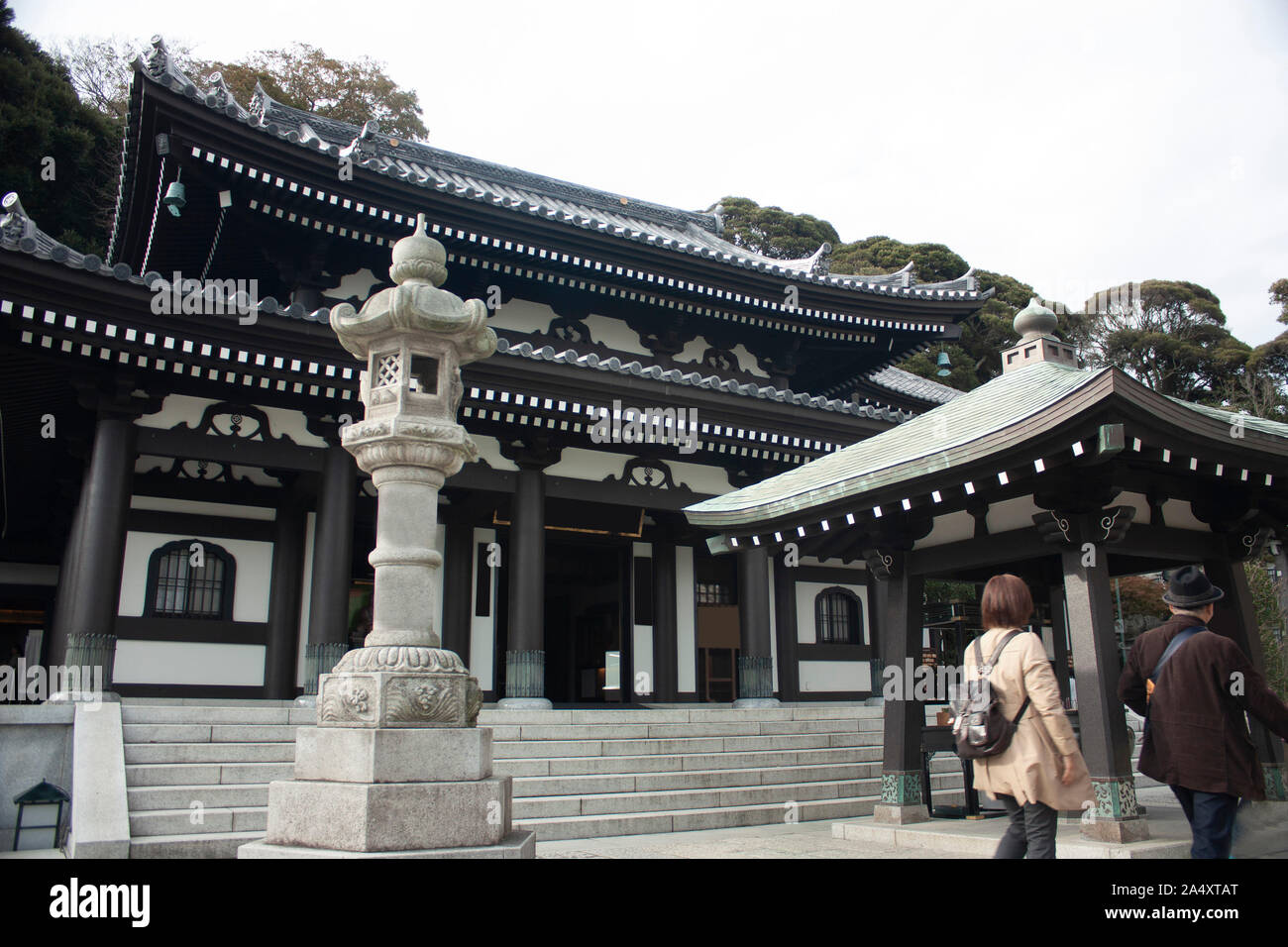 Japanese temples in the city of Kamakura Stock Photo - Alamy