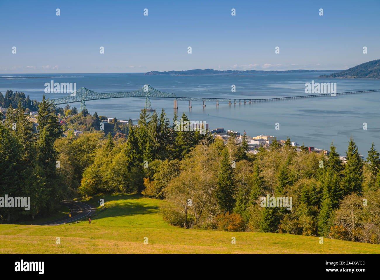 Astoria bay hi-res stock photography and images - Alamy