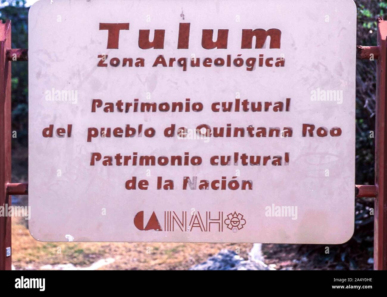 Tulum, Quintana Roo, Mexico. 8th Mar, 2000. A sign at the entrance to ...