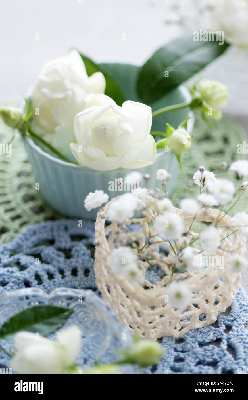 White baby's breath flowers arrangement Stock Photo - Alamy