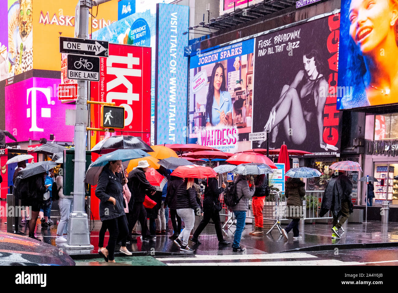 Rainy Day, Times Square, Manhattan, New York, United States of America ...