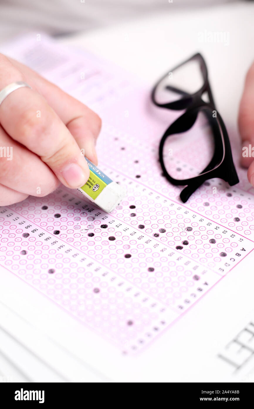 Omr test hi-res stock photography and images - Alamy