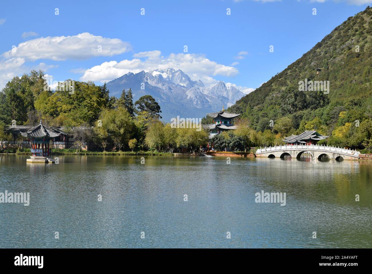 Black Dragon Lagoon in Lijiang, a prefecture-level city in Yunnan ...