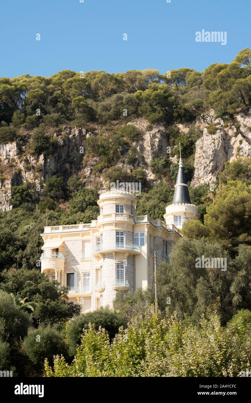 Castel Florea, an impressive early 20th century villa, now apartments ...