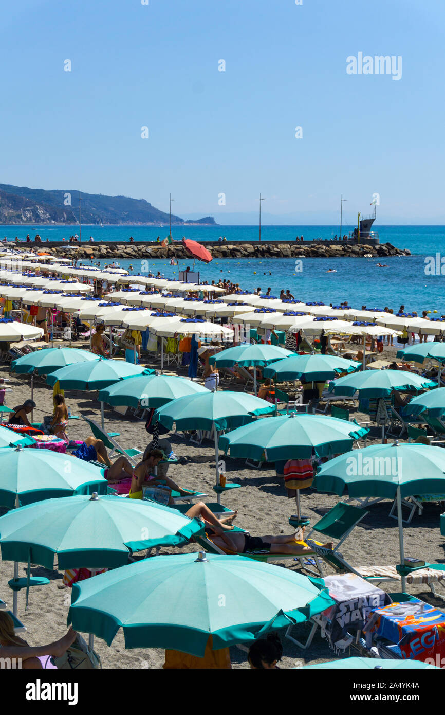Loano beach hi-res stock photography and images - Alamy