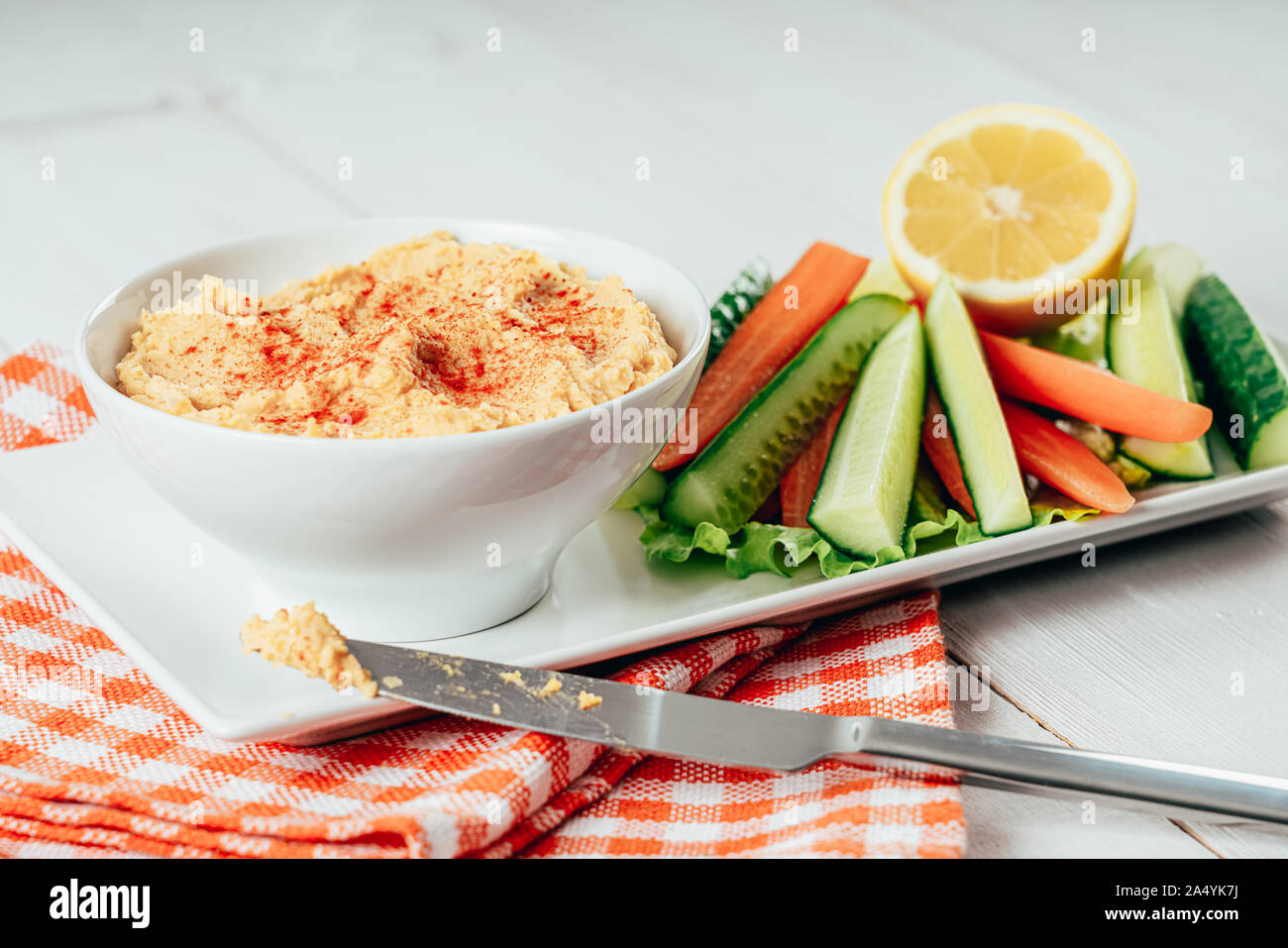 Hummus Dip For Vegetable Sticks Stock Photo - Alamy