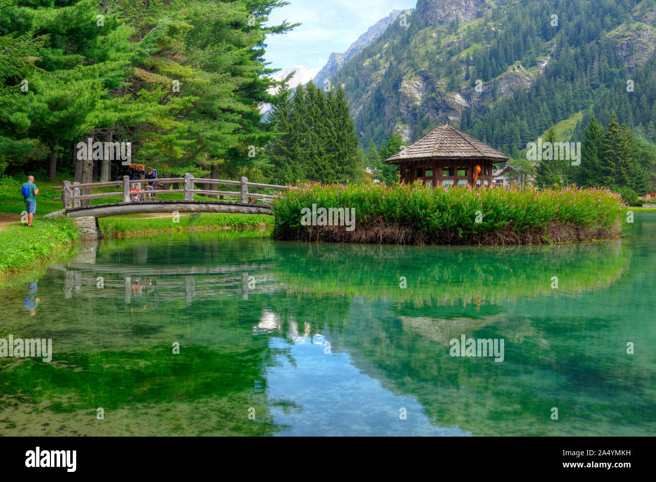 Lago gover hi-res stock photography and images - Alamy