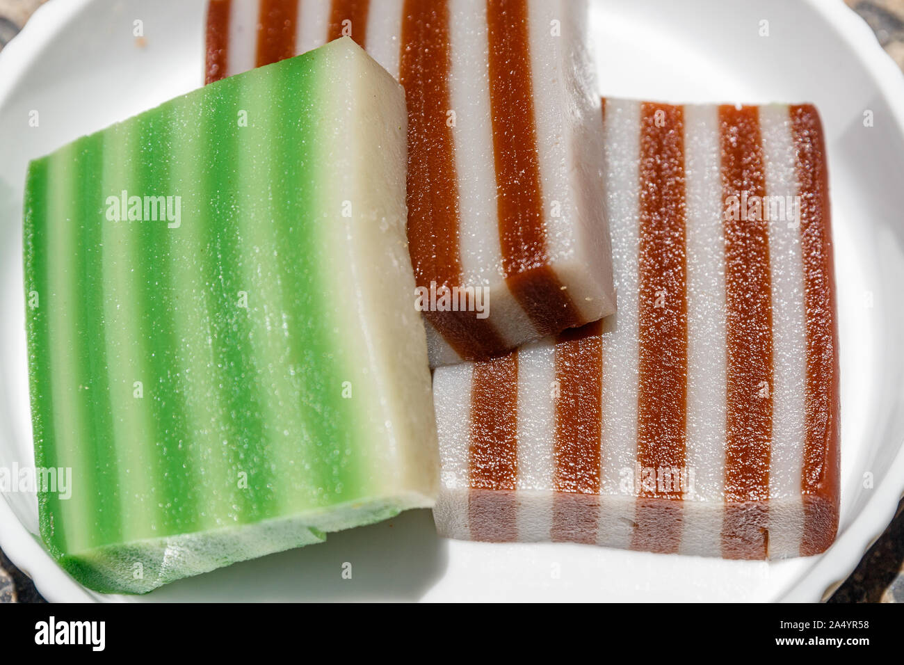 Steamed pandan cake hi-res stock photography and images - Alamy