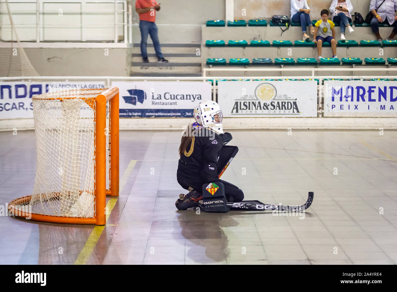 Julia Baldrich Perez roller hockey goalkeeper in action Stock Photo - Alamy