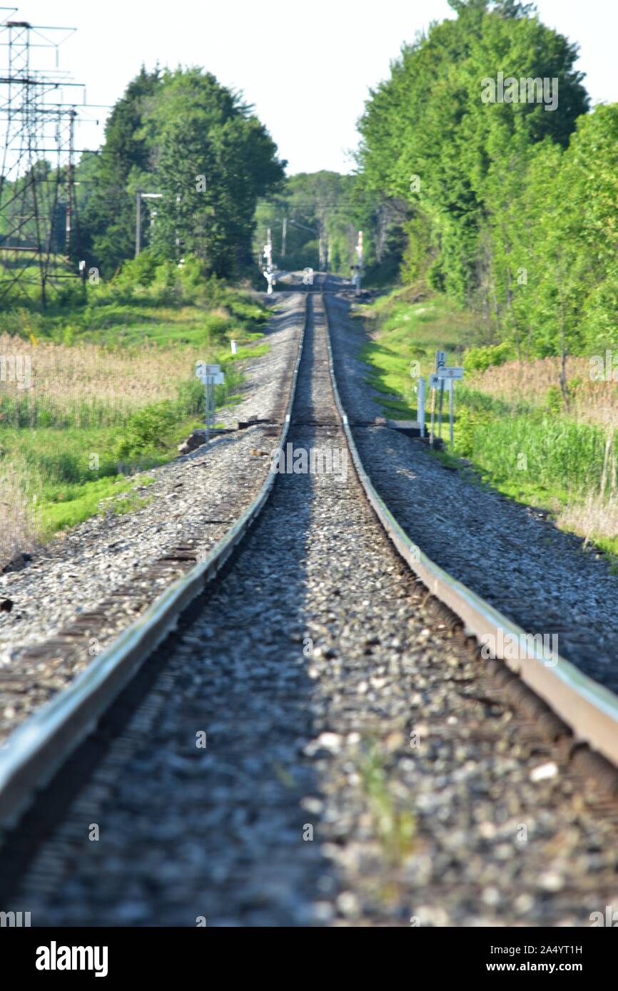 Rural train tracks hi-res stock photography and images - Alamy