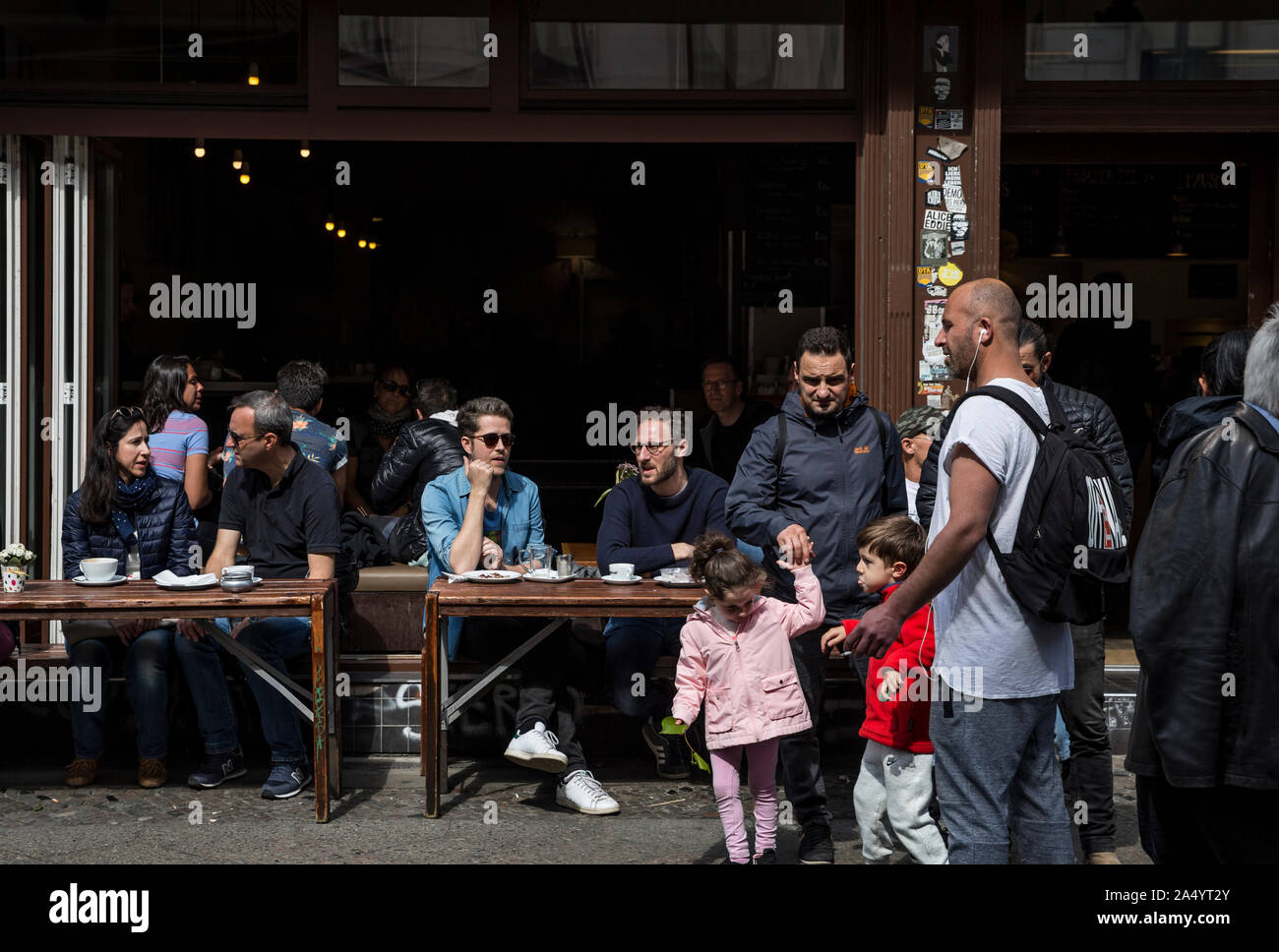 People oranienstrasse hi-res stock photography and images - Alamy
