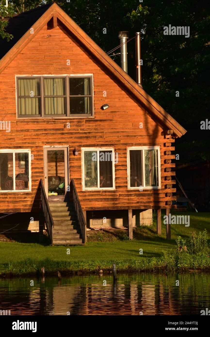 Triangular roof hi-res stock photography and images - Alamy