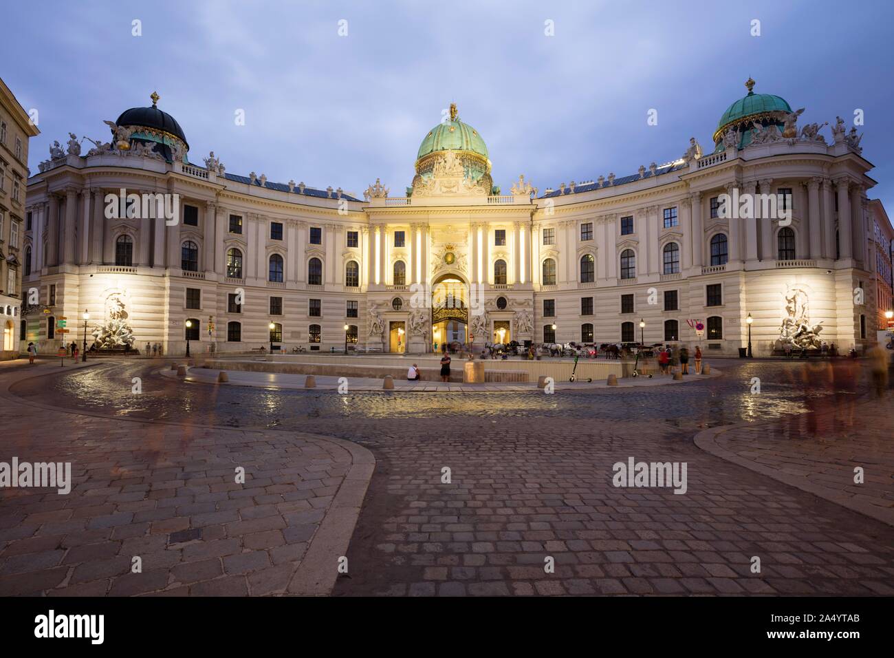 Hofburg imperial palace at vienna hi-res stock photography and images ...