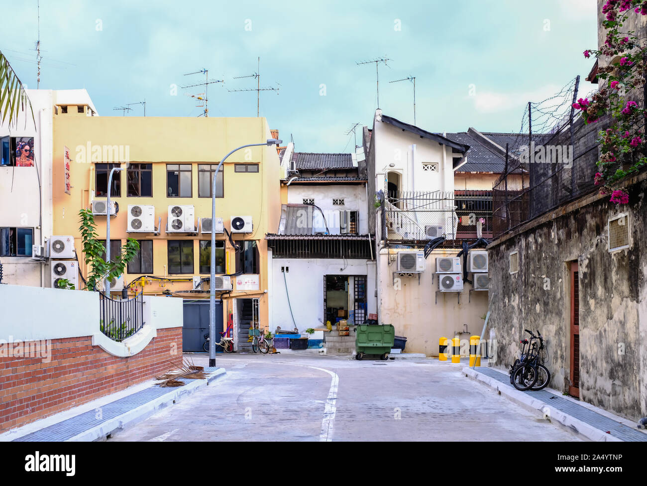 Singapore-25 NOV 2017:Singapore Geylang area vintage street view Stock ...