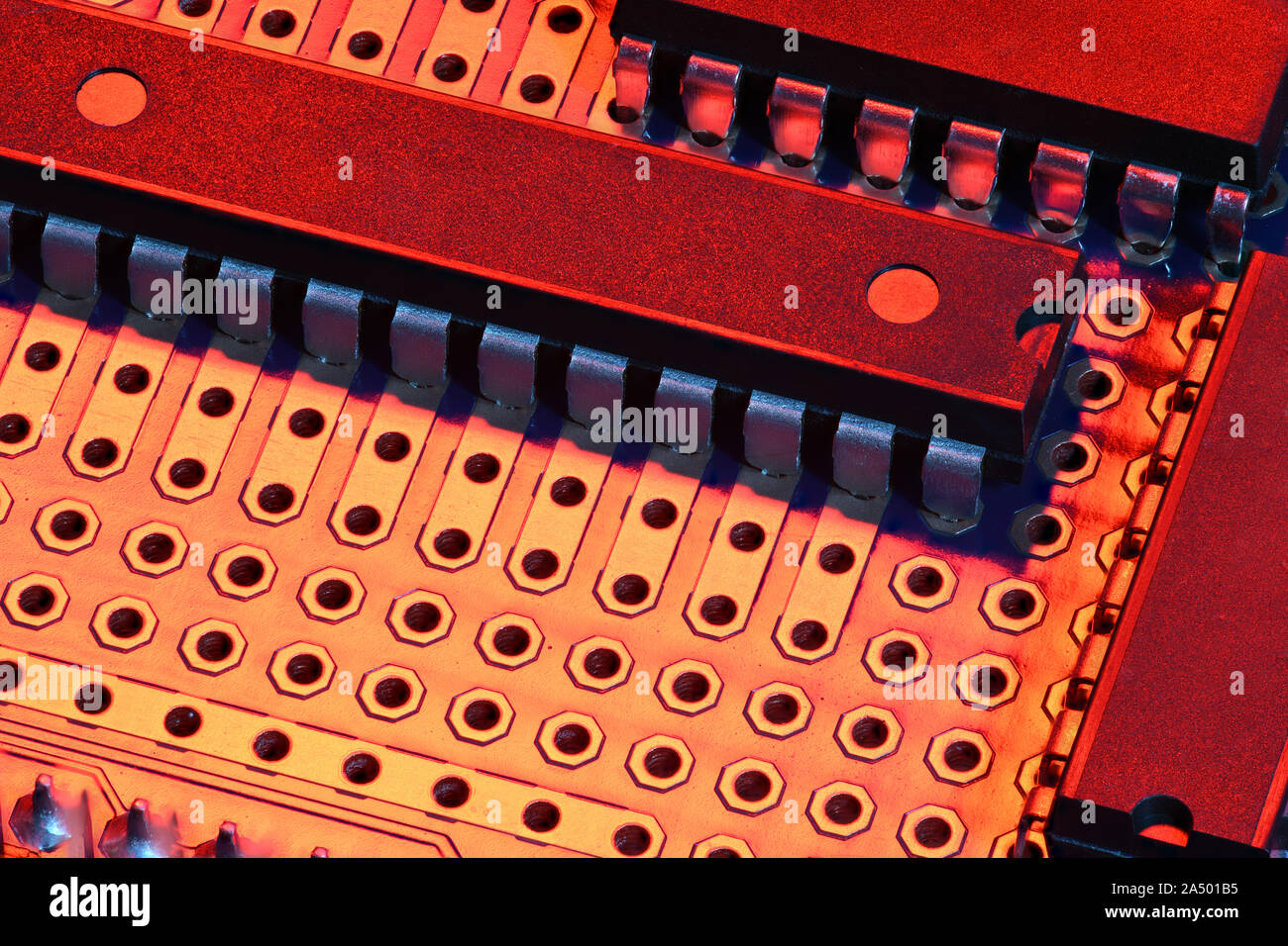 Breadboard radio hi-res stock photography and images - Alamy