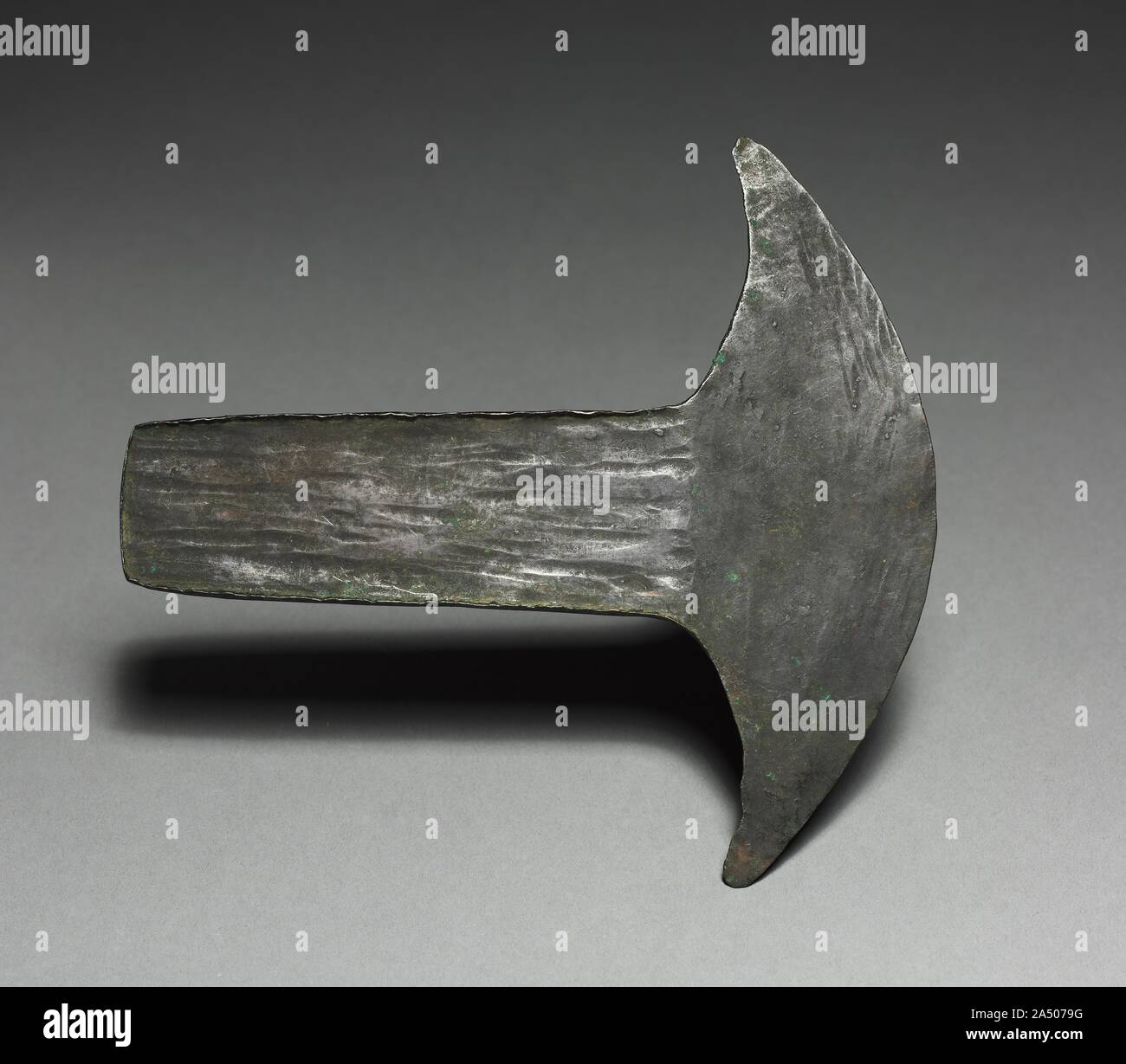 Axe shaped hi-res stock photography and images - Alamy