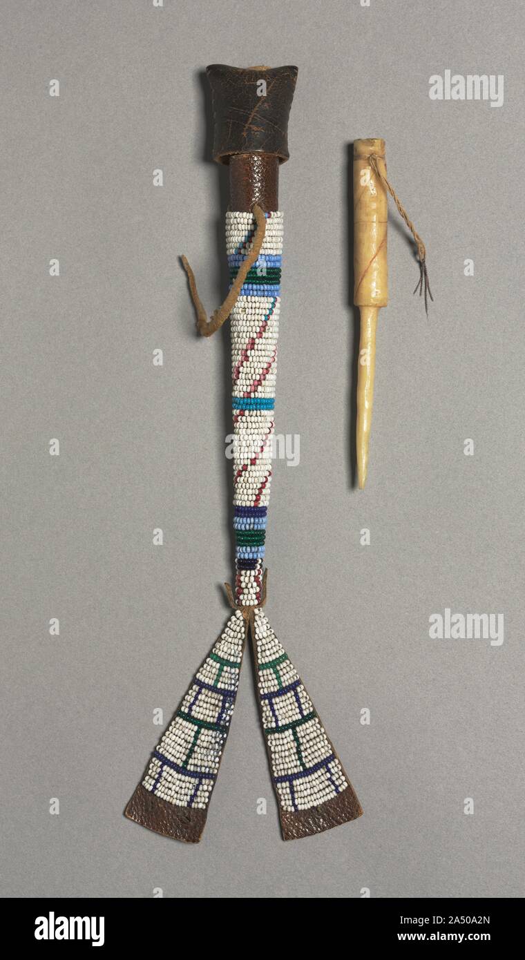 Awl and bone hi-res stock photography and images - Alamy