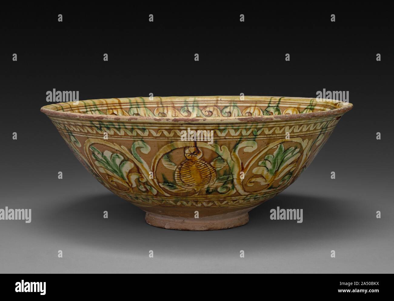 Bowl, early 1500s Stock Photo - Alamy