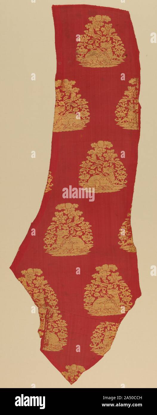 Silk with gold thread hi-res stock photography and images - Alamy