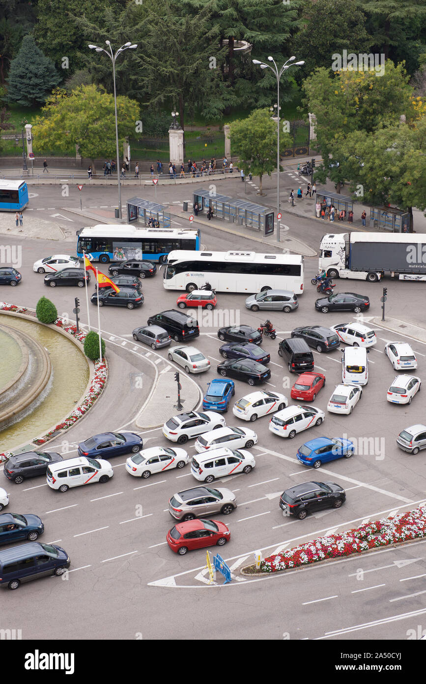 Roundabout congestion hi-res stock photography and images - Alamy