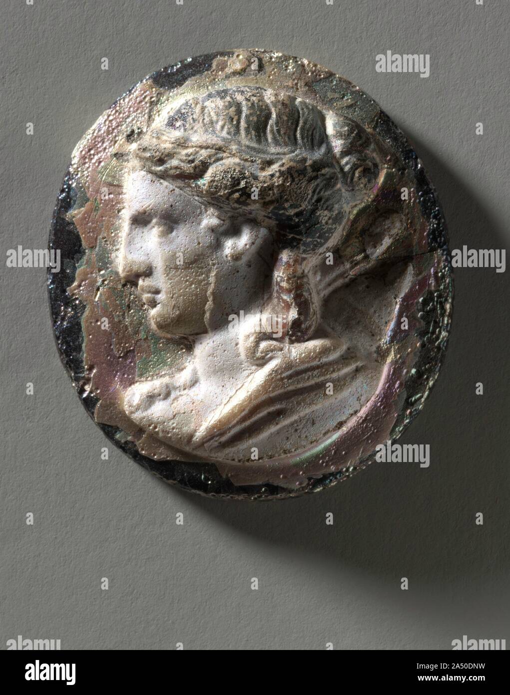 Roman cameo glass hi-res stock photography and images - Alamy