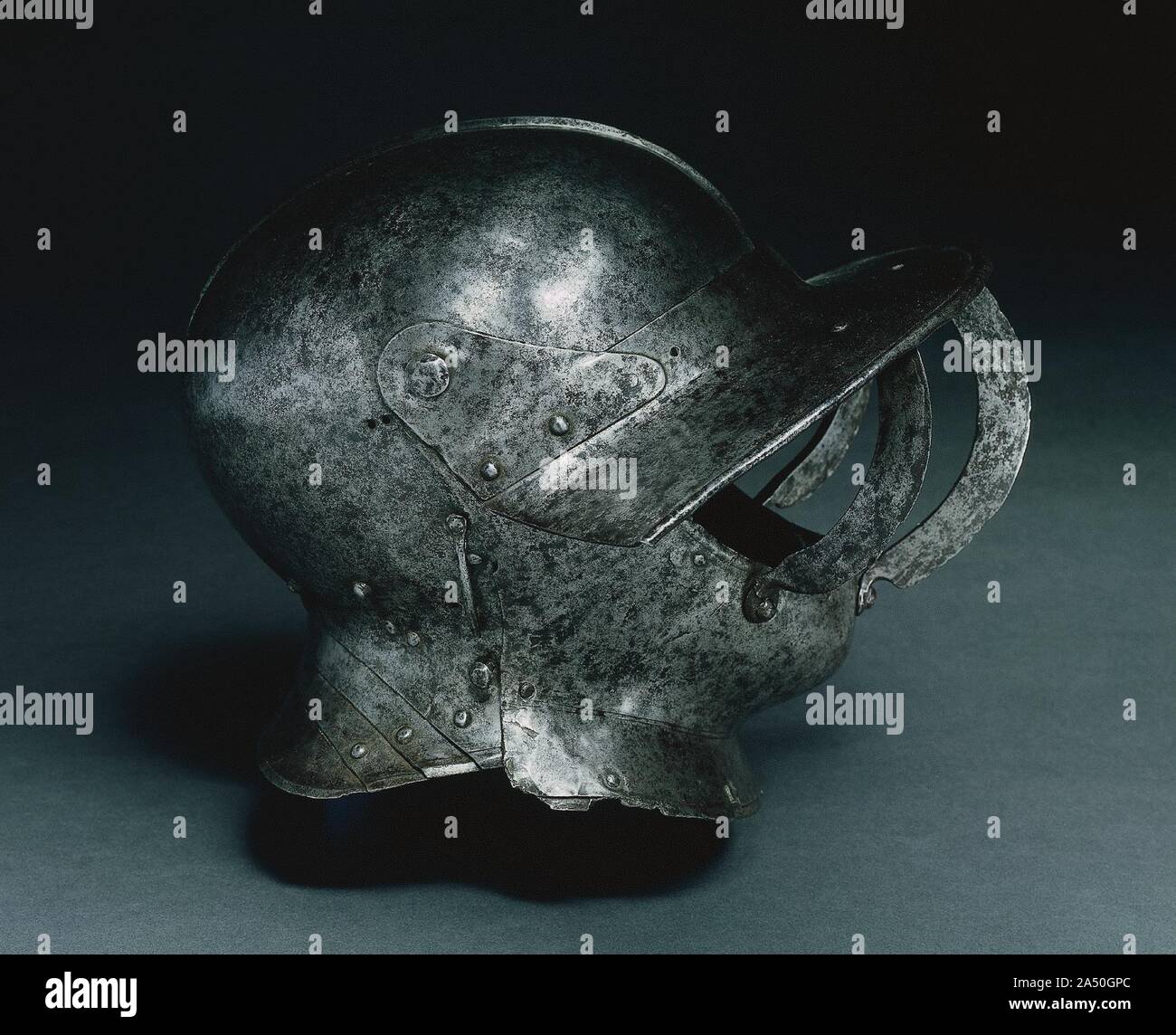 Burgonet helmet hi-res stock photography and images - Alamy