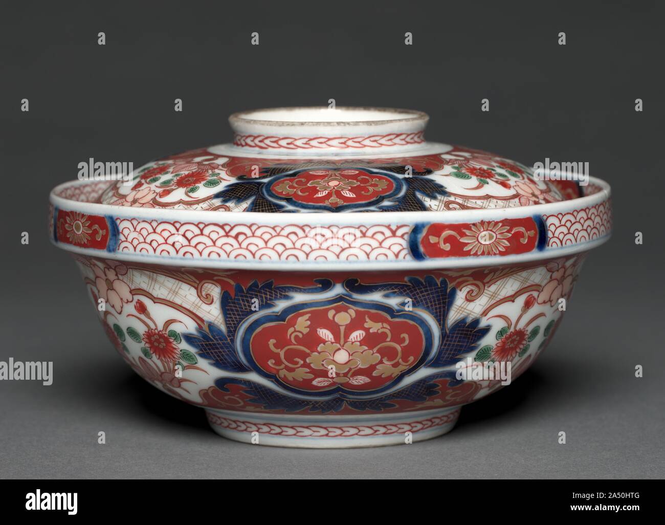 Covered Bowl: Imari Ware with Lid , 1800s Stock Photo - Alamy