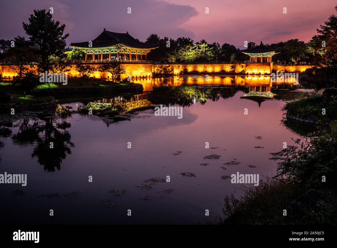 Anapji lake in gyeongju korea hi-res stock photography and images - Alamy