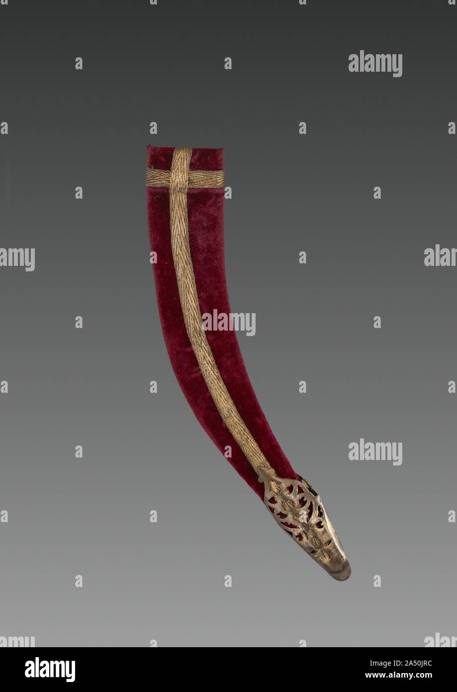 Velvet case hi-res stock photography and images - Alamy