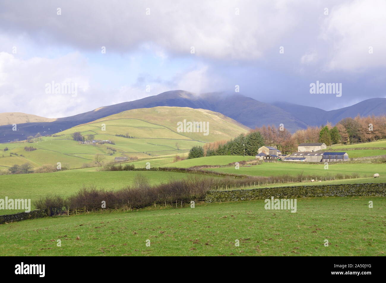 Howgill fells farm hi-res stock photography and images - Alamy