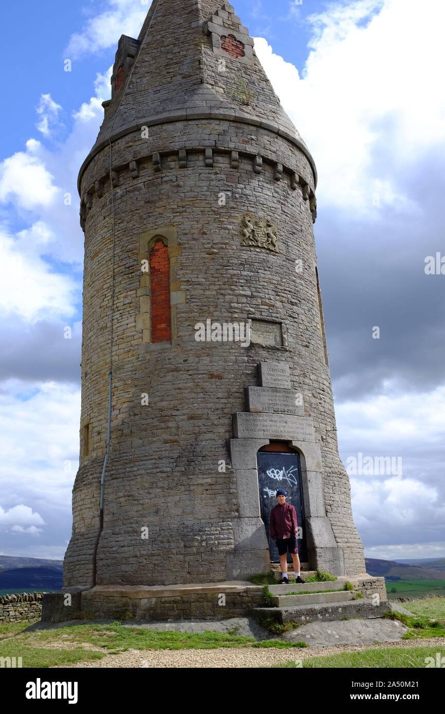 Heartshead pike hi-res stock photography and images - Alamy