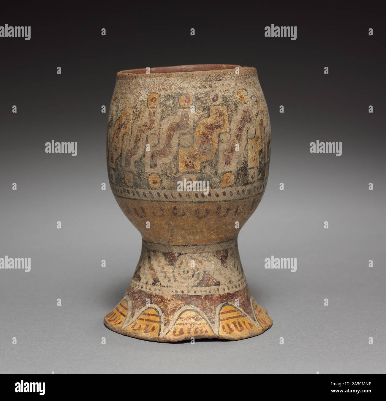 Pottery with coloured slips hi-res stock photography and images - Alamy